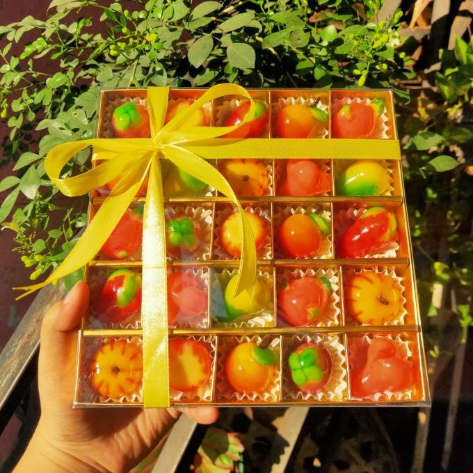 Jual Kue Hampers Imlek , Kue Buah Mini Thailand, Lukchup, Dessert ...
