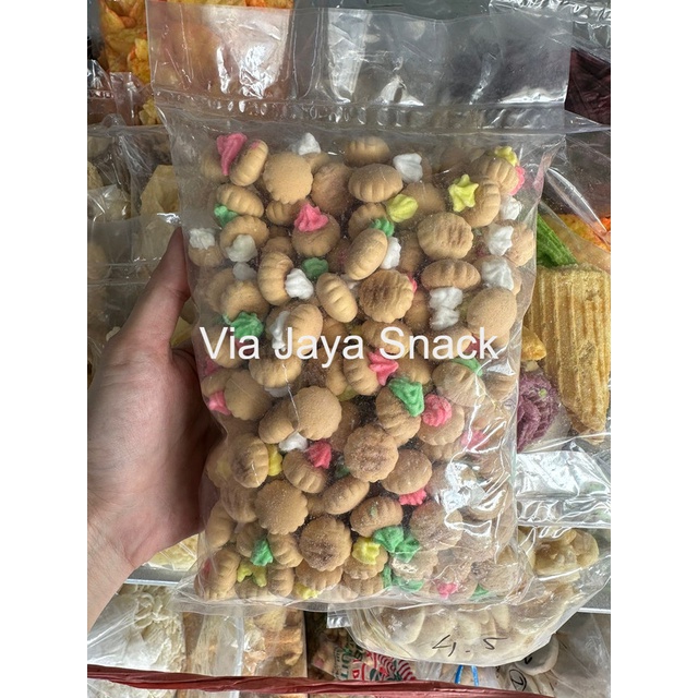 Jual Kue GemRose Kue Jadul Kue Monas Gem Rose Biskuit Warna Warni 1kg ...