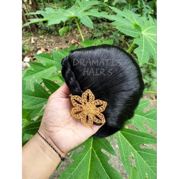 Jual Sanggul Sirkam Variasi Kepang Lengkap dengan Asesoris Bunga ...