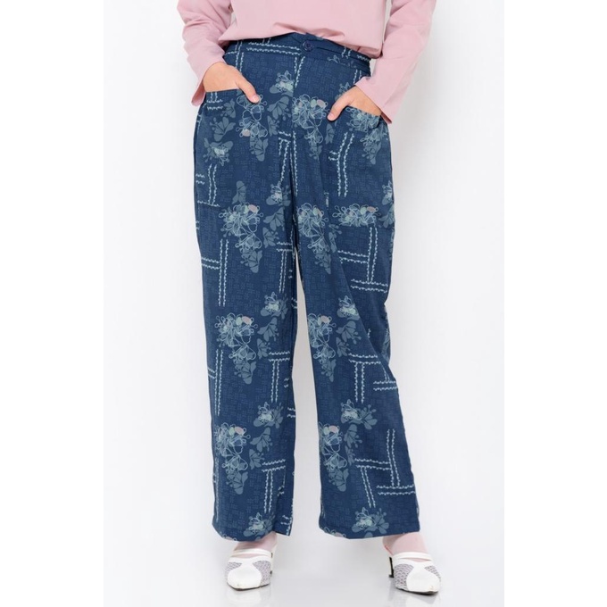 Jual Trend Zm Zaskia Mecca - Ezio Navy Pants - Jelita Indonesia ...