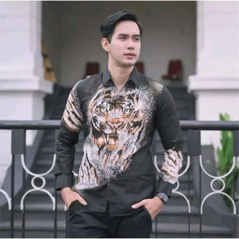Jual KEMEJA BATIK SOLO SLIMFIT PREMIUM MACAN | Shopee Indonesia