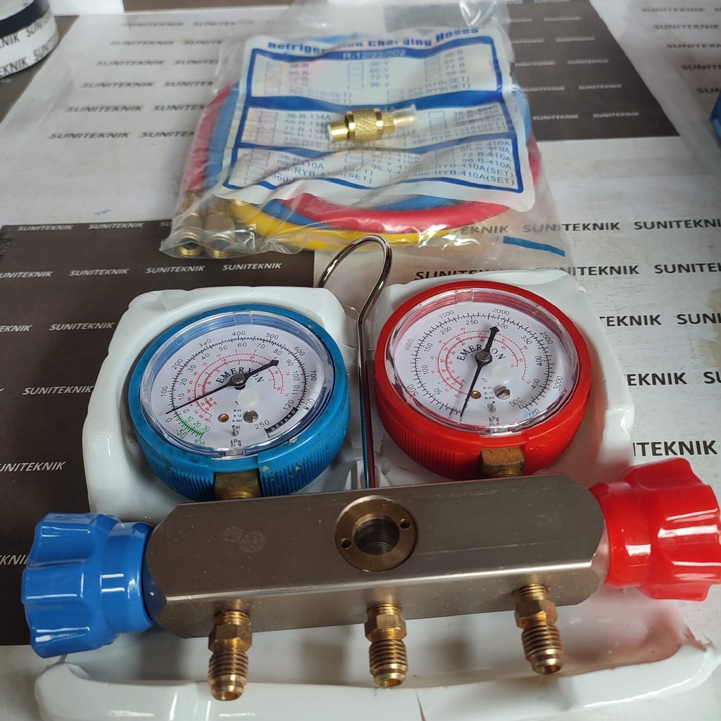 Jual MANIFOLD DOUBLE SET MULTI R32 R410A R22 R12 R502 EMERXON | Shopee Indonesia