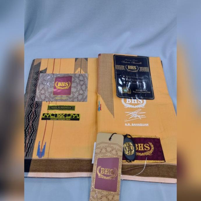 Jual 2. Sarung BHS Masterpiece SGC ss | Shopee Indonesia