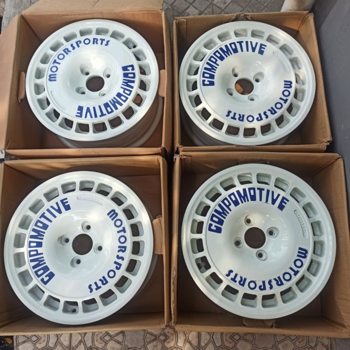 Jual VELG BARU COMPOMOTIVE ENGLAND ORI RING 15 PCD 4X100 LEBAR 6,5 ET40 ...