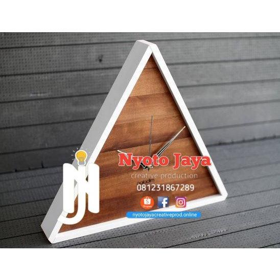 Jual Jam Dinding Kayu Jati Bentuk Segitiga | Shopee Indonesia