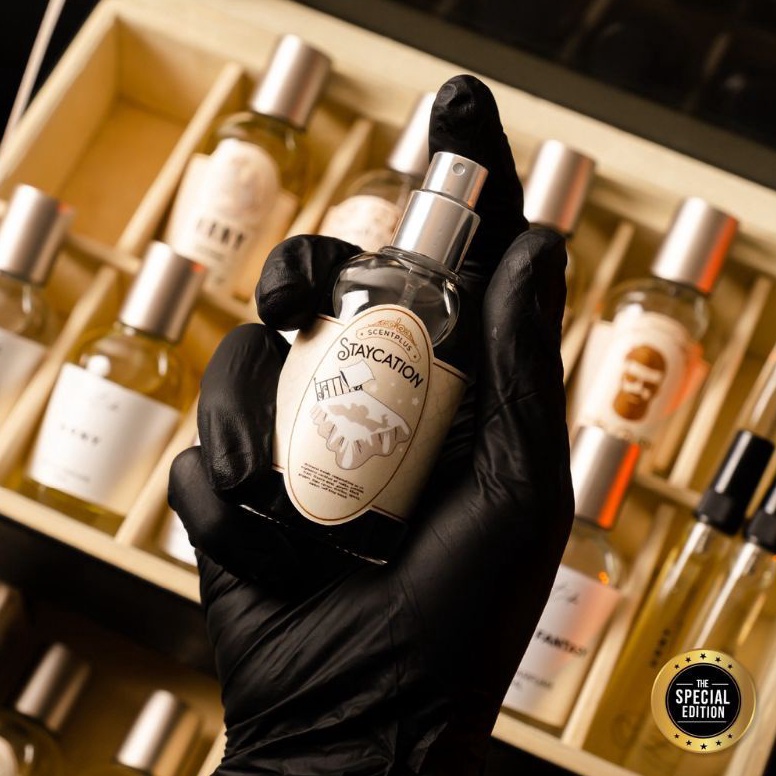 Jual Banyak Stok Parfum Staycation Parfum Viral Parfum pemikat Pasangan ...