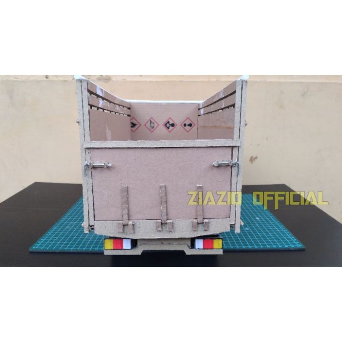 Jual HOT SALE!!! DARI DETAIL INTERIOR MINIATUR TRUK KARDUS FULL OLENG ...