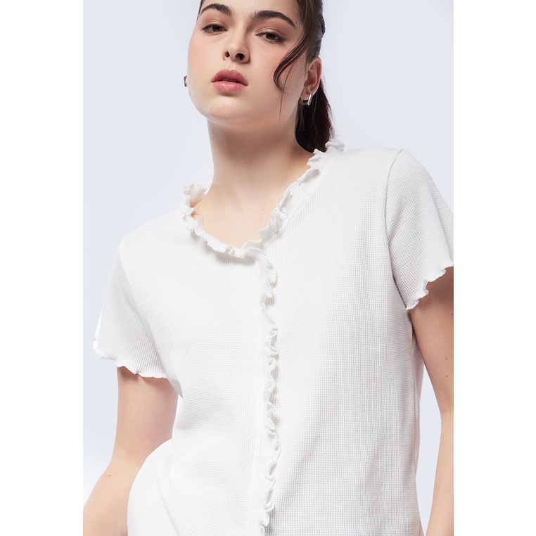 Jual Executive Short Sleeve Ruffled Top Off White | Shopee Indonesia