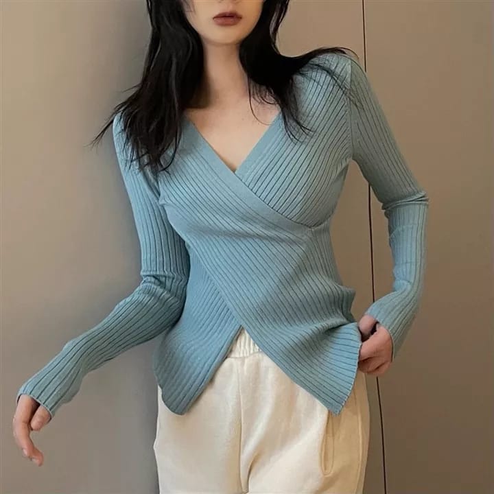 Jual Jiso knit V-neck korean style wrap top - Atasan rajut wanita lengan panjang | Shopee Indonesia