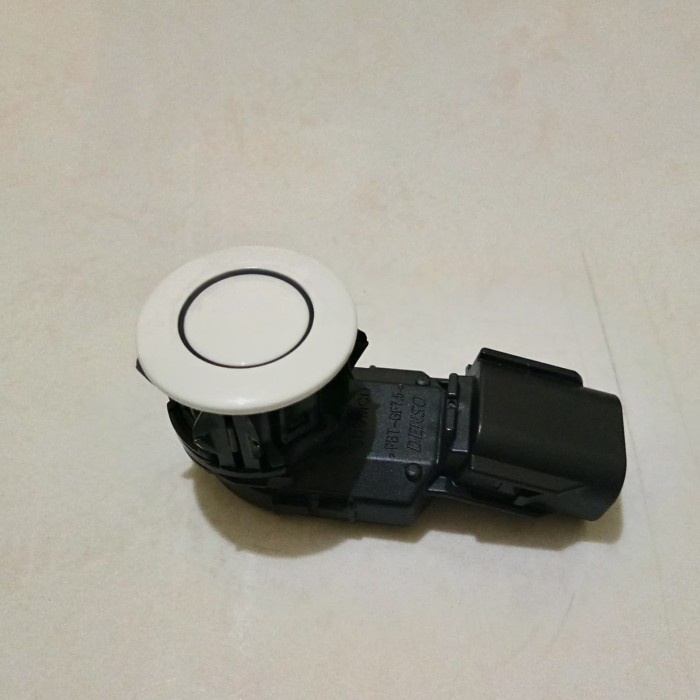 Jual Sensor Ultrasonic / Bumper / Parkir / Mundur Toyota Innova Reborn ...