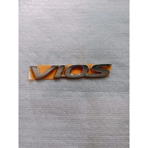 Jual emblem tulisan logo Vios chrome original | Shopee Indonesia