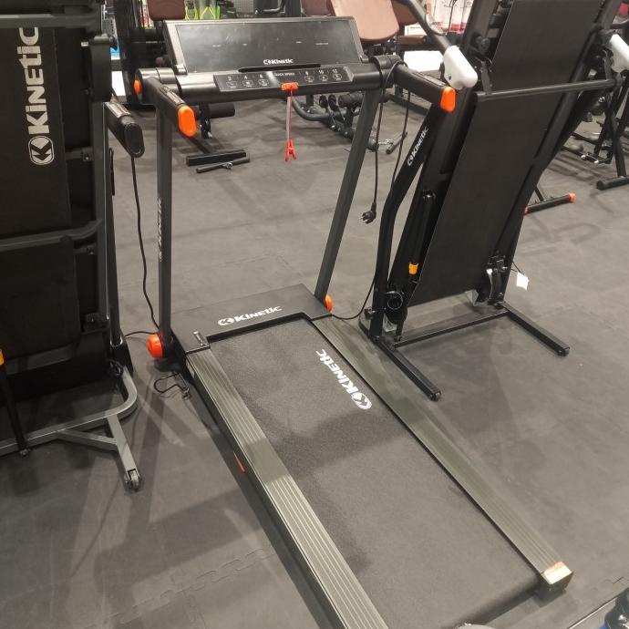 Jual ^%^%^%^%] Kinetic motorized treadmill 0.8hp black-orange | Shopee ...
