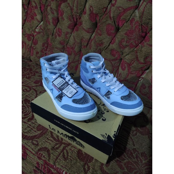 Jual Aerostreet X Lee Mineral | Shopee Indonesia