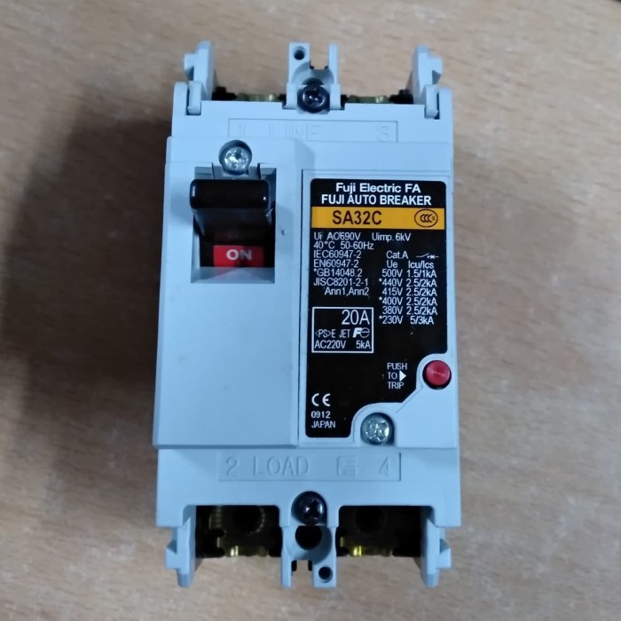 Jual Breaker NFB MCCB 2P 20A Fuji electric original persamaan BW32 AAG ...