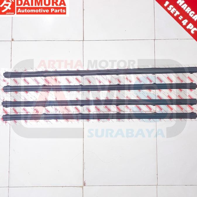Jual Karet pelipit list kaca wheater Strip Kijang New Kapsul Depan 1set ...