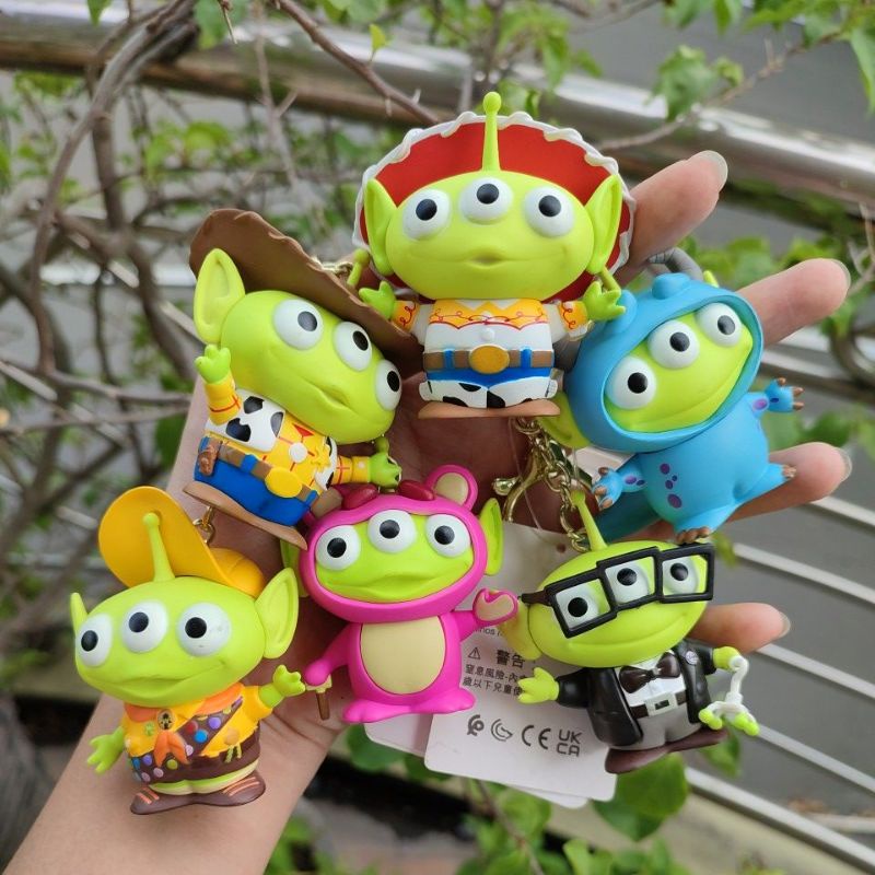 Jual MINISO PIXAR ALIEN REMIX KEYCHAIN GANTUNGAN KUNCI ALIEN COSPLAY ...
