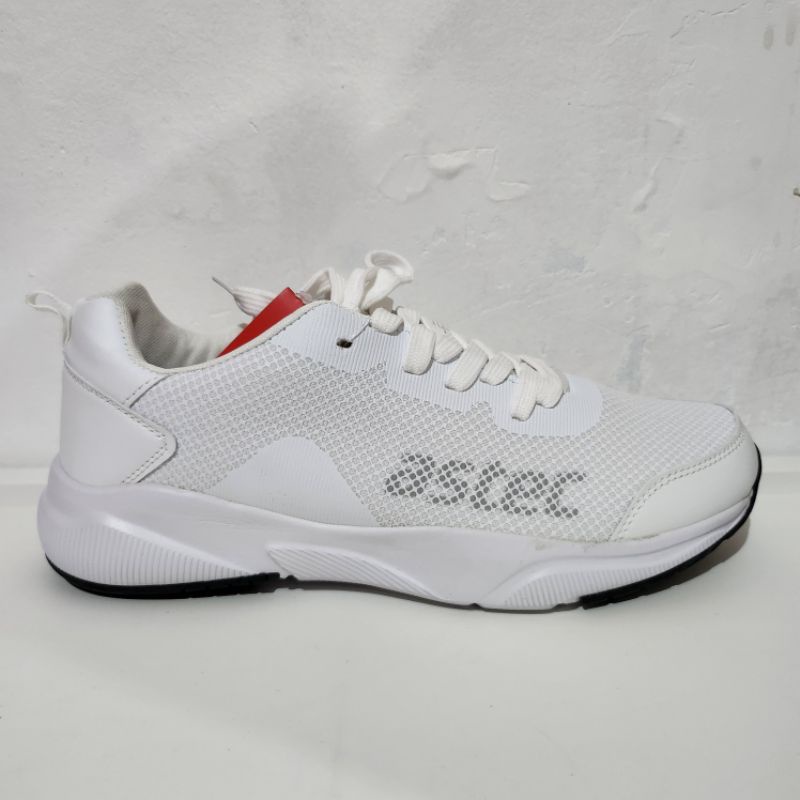 Jual Astec Golden Running WHITE size 44 / sneakers sepatu putih ...