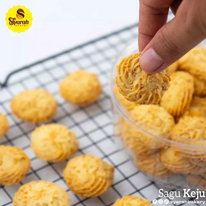 Jual SAGU KEJU SYARAH BAKERY / COOKIES / OLEH OLEH KHAS BENGKULU ...