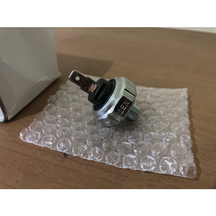 Jual Switch Oli Corolla Gl Ae80 Se Saloon Ee80 Twincam Ee90 Ae92 Denso ...