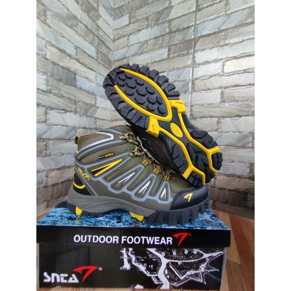 Jual Sepatu Gunung SNTA Tipe Terbaru Tipe 500Free Kaos kaki +Tali ...
