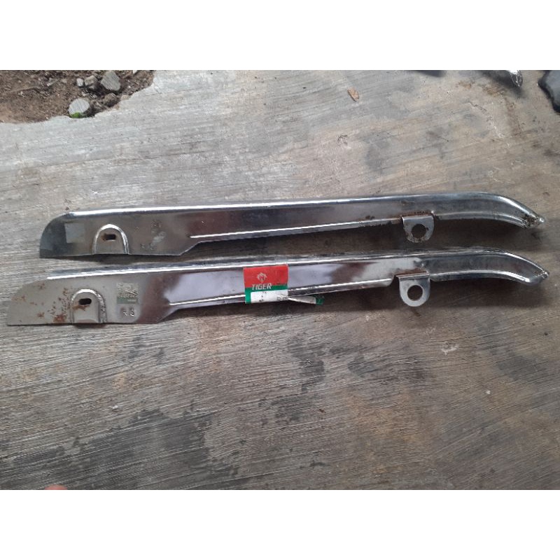 Jual tutup rantai suzuku RC 100 RC bravo katengkas | Shopee Indonesia