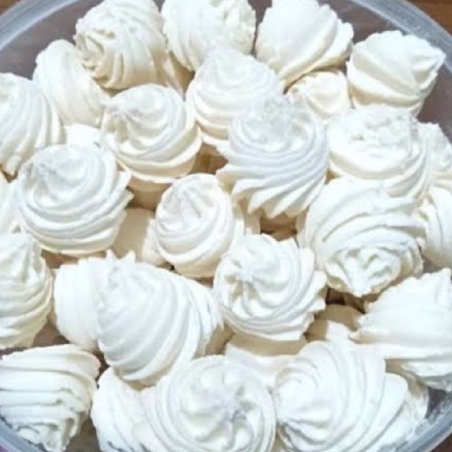 Jual Sagu Susu 250gr / kue sagu / jajan lebaran / jajan ringan | Shopee ...