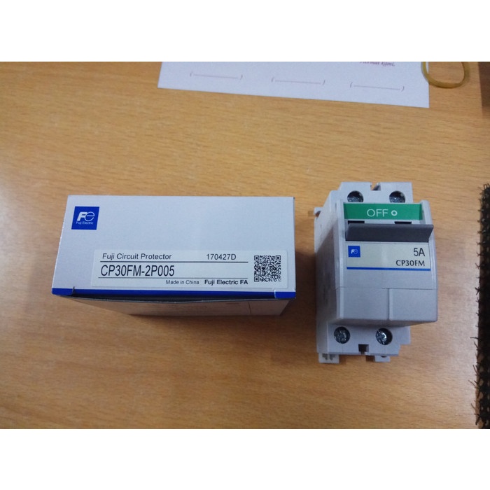 Jual CP Circuit Protector CP30FM 2P005 CP32FM 2P 5A Fuji Electric ...