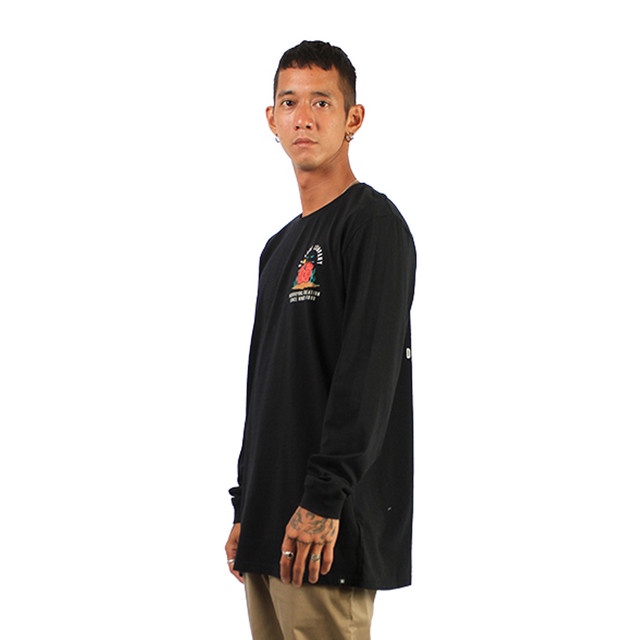Jual DC Shoes Screen Tee Stuck On You Ls Id Black | Shopee Indonesia