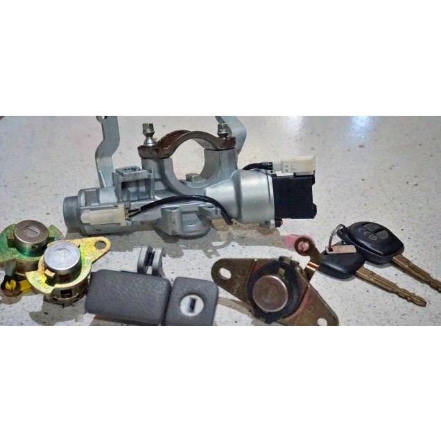 Jual Kunci Kontak Set Suzuki Aerio Baleno Next-G Anak Kunci Laci Key ...