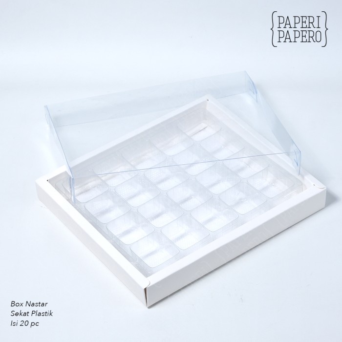 Jual Box Putih Tutup Mika Transparan Sekat Kue Kering Nastar Cookie (5 ...