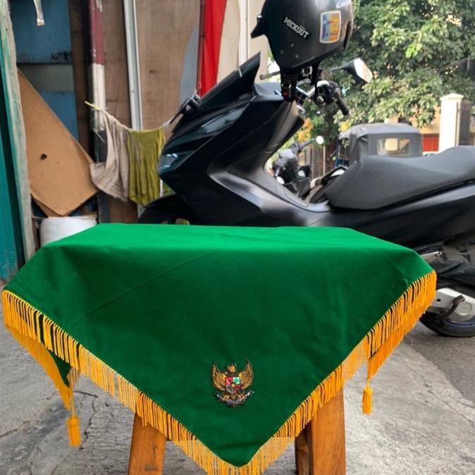 Jual Alas baki paskibra alas baki buat upacara pakai rumbai warna hijau ...