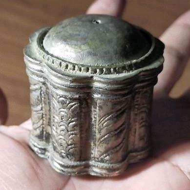 Jual BARANG ANTIK CEPUK BAHAN PERAK = SILVER || TEMPAT KAPUR SIRIH ...