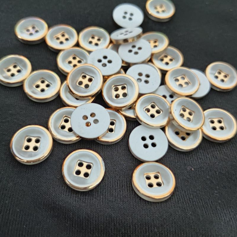 Jual KANCING BAJU TRANSPARAN LIST GOLD KOTAK 13MM/15MM 120 PCS KANCING ...