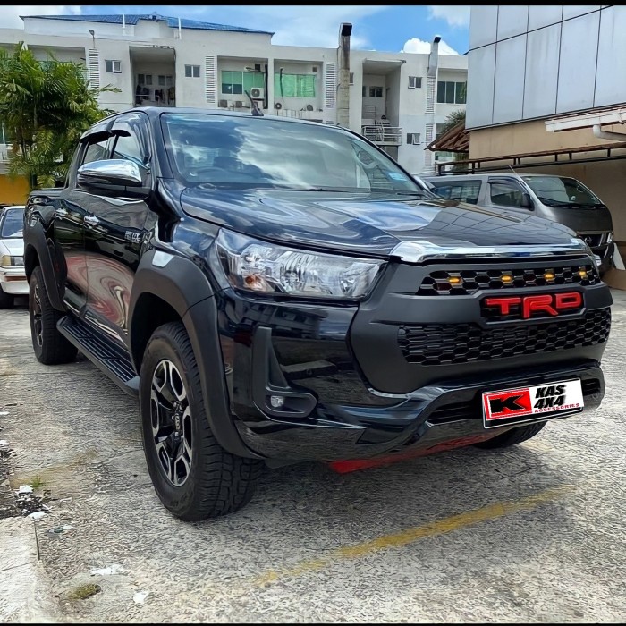 Jual Grill Hilux revo 2021 Over fender (paketan) khusus 2021/2022 ...