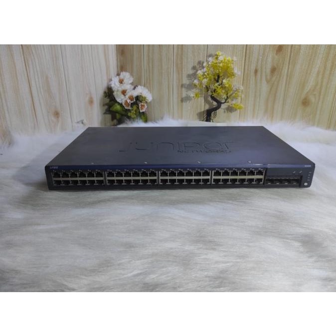 Jual Juniper EX2200-48T-4G Layer 3 Switch 48port Gigabit Ethernet ...