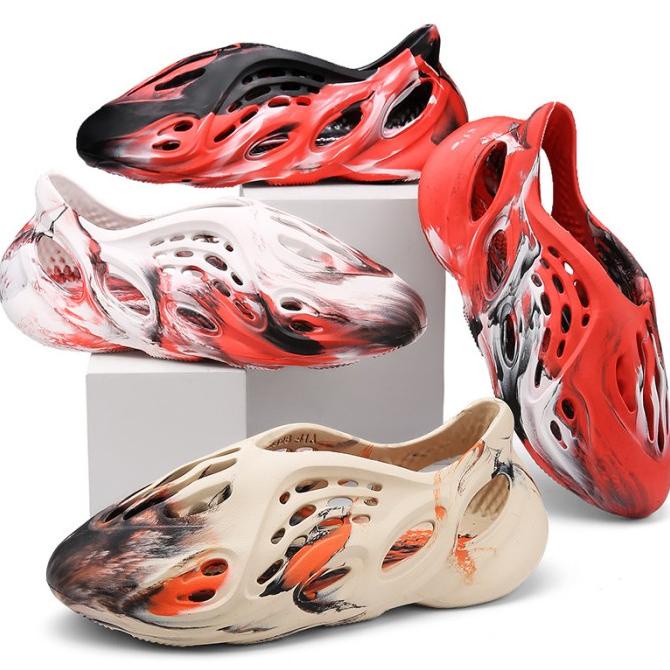 Jual YEEZY FOAM RUNNER RNNR FOAMRUNNER SANDAL YEEZY SLIDES KARET ...