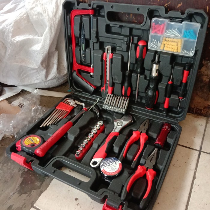 Jual handtools/tools kit set 102pcs/alat perkakas pertukangan/mekanik ...