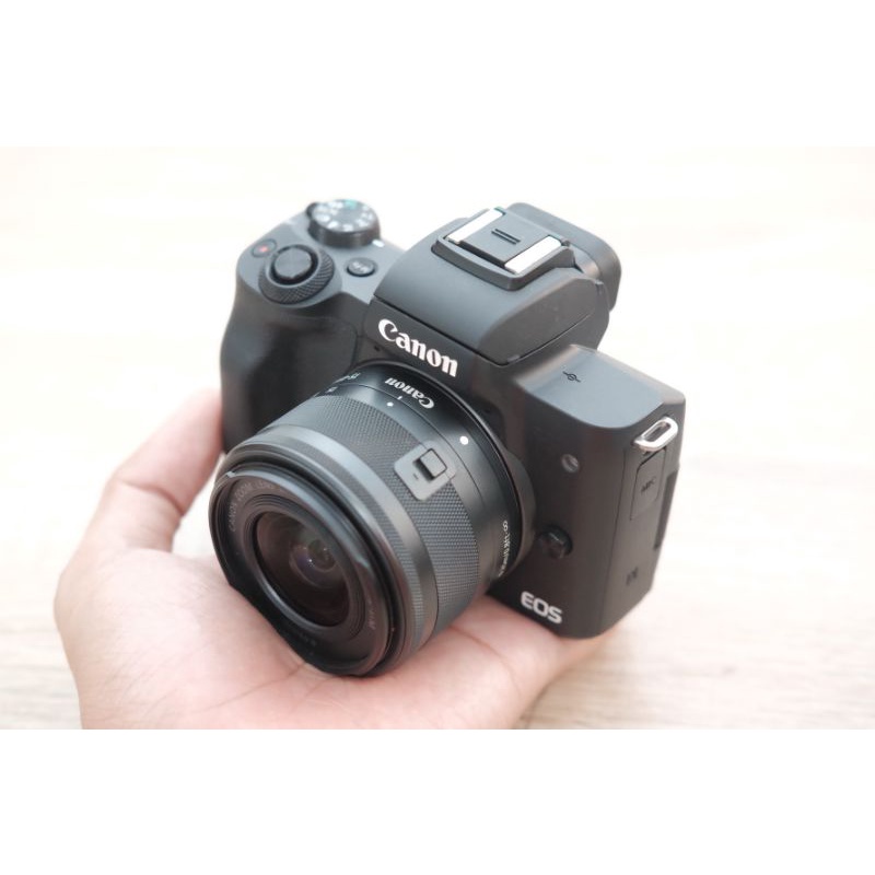 Jual Canon Eos M50 dan lensa kit kamera mirrorless bukan M3 M6 M5 M100 ...