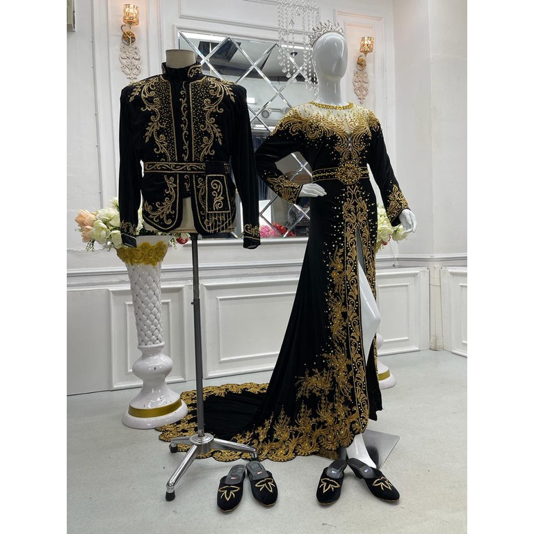 Jual Sepasang kebaya pengantin bludru | kebaya pengantin bludru hitam ...