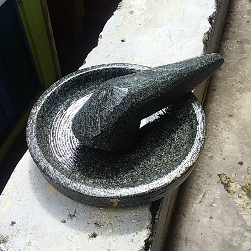 Jual ulekan / cobek / gilingan cabe 100% batu asli diameter 16cm ...