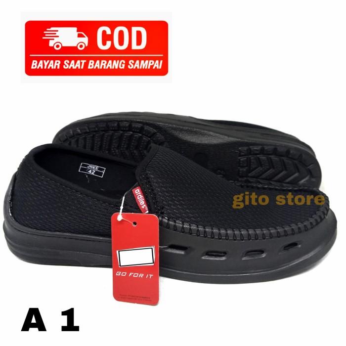 Jual sepatu ardiles slip on ria sepatu sandal pria | Shopee Indonesia