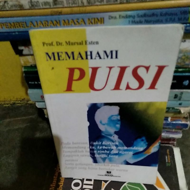 Jual memahami puisi | Shopee Indonesia
