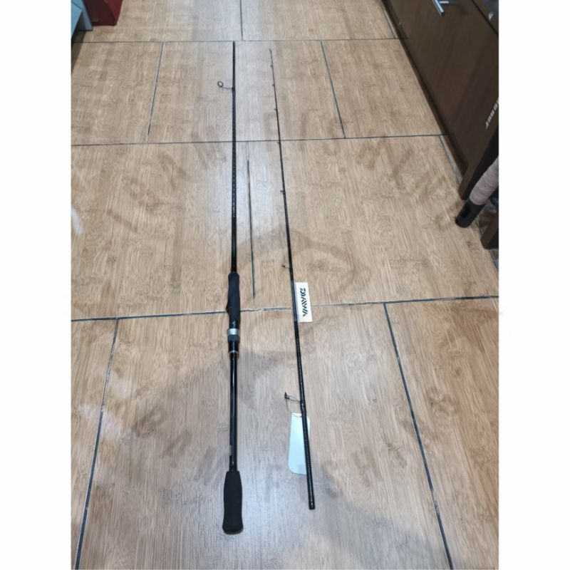 Jual Joran Daiwa Eging X 83M • 86M • 86ML | Shopee Indonesia