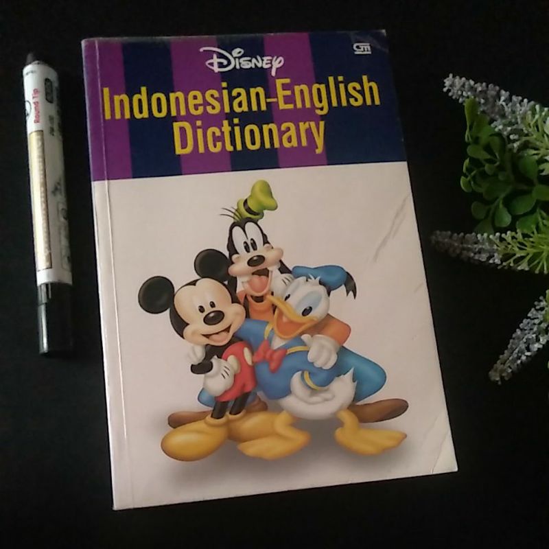 Jual kamus Disney Dictionary Indonesian - English preloved | Shopee ...