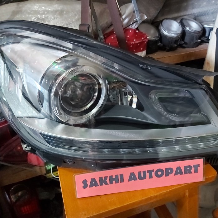 Jual {Bekas} headlamp mercy mercedes benz C200 w204 facelift kanan ori ...