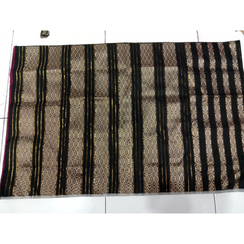 Jual KAIN TENUN MURAH SARUNG SUTRA SENGKANG KHAS BUGIS LIPA SABBE ...
