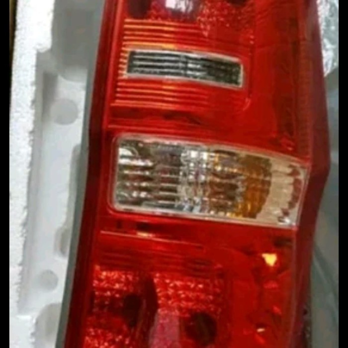Jual Hyundai H1 Starex Lampu Stop Lamp 2008 2009 2010 2011 2012 2013 ...