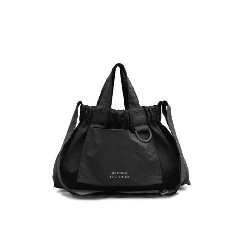 Jual Tas BTV Beyond The Vines XS Dumpling Bag Warna Black | Shopee ...