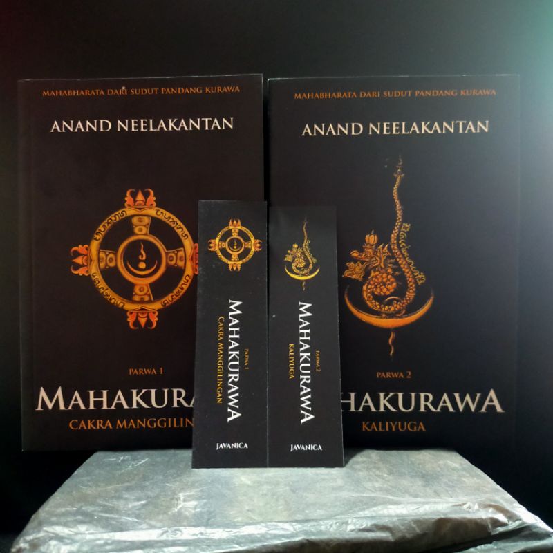 Jual PAKET 2 BUKU NOVEL SEJARAH / MAHAKURAWA 1 DAN 2 CAKRA MANGGILINGAN / KALIYUGA original ...