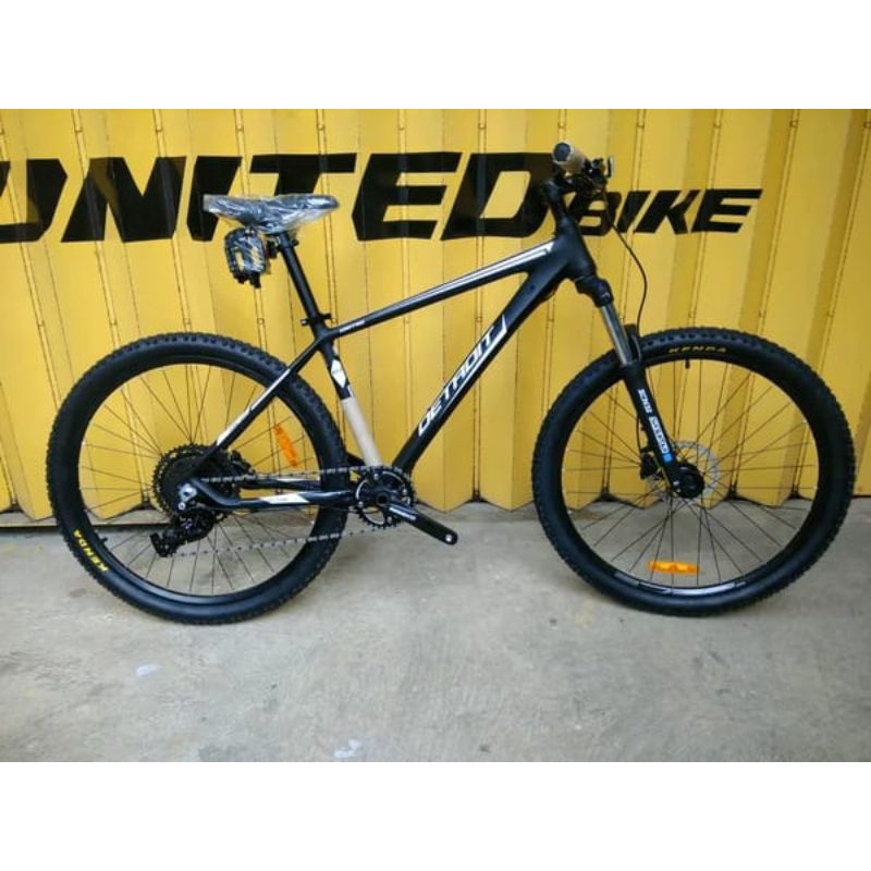 Jual Sepeda United Detroit 6.1 ukuran 27.5 | Shopee Indonesia